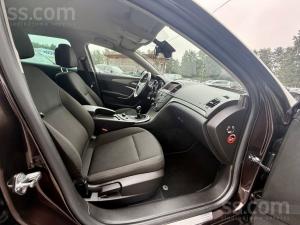 Sarkans Opel Insignia 2011 Rīga, ar dzinēja tilpumu 2.00 L un nobraukumu 0 tūkst. km par 4550 €, foto 25 vietnē AUTOMOTO.COM.LV