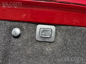 Red Opel Insignia 2012 in Saldus, with an engine capacity of 2.00 L and mileage of 284 thousand km for 2990 €, photo 19 on AUTOMOTO.COM.LV