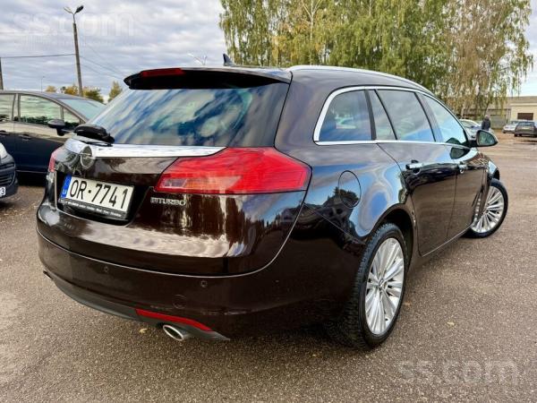 Опель Инсигния 2012 в Рига на AUTOMOTO.COM.LV Красный Опель Инсигния 2012 в Рига, объемом двигателя 2.00 л и пробегом 0 тыс. км за 4650 €, фото 4 на AUTOMOTO.COM.LV