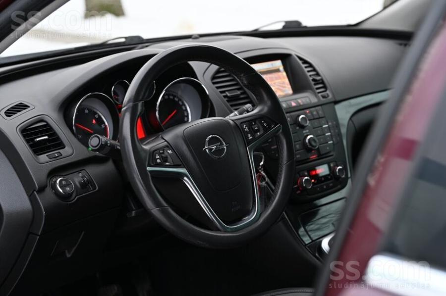 Sarkans Opel Insignia 2013 Jūrmala, ar dzinēja tilpumu 2.00 L un nobraukumu 250 tūkst. km par 5300 €, foto 13 vietnē AUTOMOTO.COM.LV