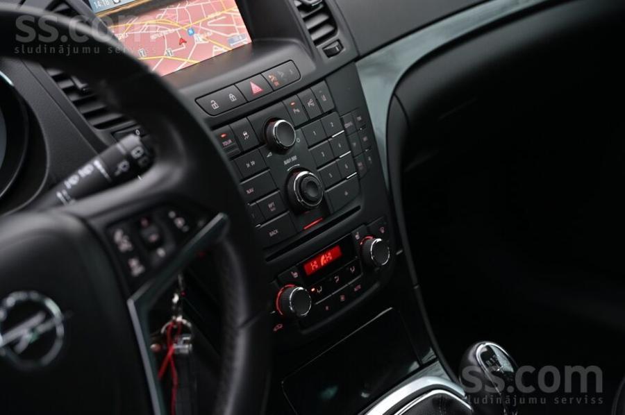 Sarkans Opel Insignia 2013 Jūrmala, ar dzinēja tilpumu 2.00 L un nobraukumu 250 tūkst. km par 5300 €, foto 15 vietnē AUTOMOTO.COM.LV