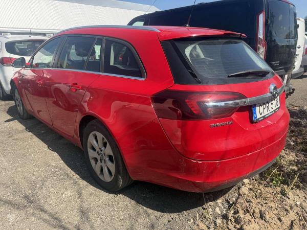 Sarkans Opel Insignia 2014 Kauņa, ar dzinēja tilpumu 2.00 L un nobraukumu 203 tūkst. km par 2100 €, foto 2 vietnē AUTOMOTO.COM.LV