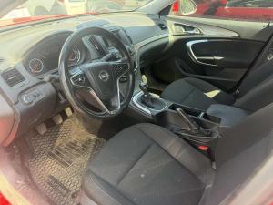 Sarkans Opel Insignia 2014 Kauņa, ar dzinēja tilpumu 2.00 L un nobraukumu 203 tūkst. km par 2100 €, foto 6 vietnē AUTOMOTO.COM.LV