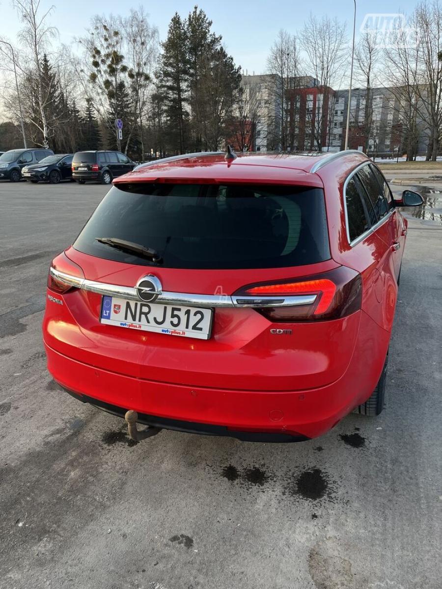 Red Opel Insignia 2015 in Kaunas, with an engine capacity of 2.00 L and mileage of 390 thousand km for 3900 €, photo 1 on AUTOMOTO.COM.LV