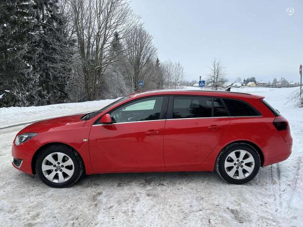 Red Opel Insignia 2016 in Telschi, with an engine capacity of 2.00 L and mileage of 266 thousand km for 5000 €, photo 4 on AUTOMOTO.COM.LV
