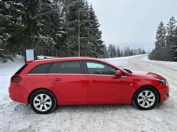 Red Opel Insignia 2016 in Telschi, with an engine capacity of 2.00 L and mileage of 266 thousand km for 5000 €, photo 8 on AUTOMOTO.COM.LV