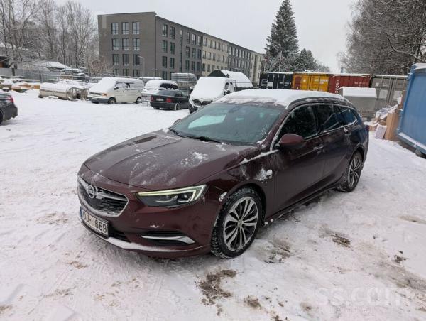 Sarkans Opel Insignia 2018 Rīga, ar dzinēja tilpumu 2.00 L un nobraukumu 136 tūkst. km par 14300 €, foto 1 vietnē AUTOMOTO.COM.LV