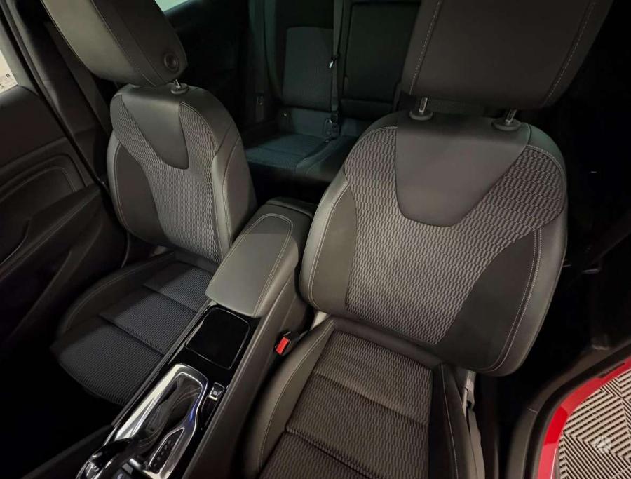 Sarkans Opel Insignia 2018 Marijampole, ar dzinēja tilpumu 1.96 L un nobraukumu 155 tūkst. km par 12999 €, foto 10 vietnē AUTOMOTO.COM.LV