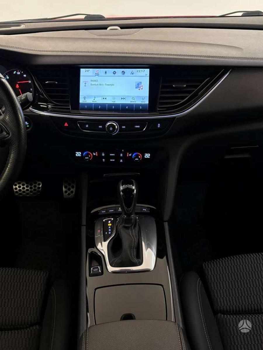 Sarkans Opel Insignia 2018 Marijampole, ar dzinēja tilpumu 1.96 L un nobraukumu 155 tūkst. km par 12999 €, foto 25 vietnē AUTOMOTO.COM.LV