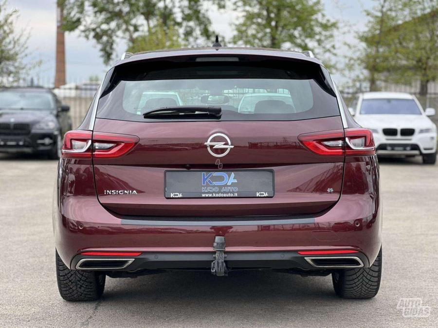 Red Opel Insignia 2019 in Marijampole, with an engine capacity of 2.00 L and mileage of 298 thousand km for 10450 €, photo 9 on AUTOMOTO.COM.LV