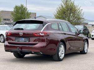 Red Opel Insignia 2019 in Marijampole, with an engine capacity of 2.00 L and mileage of 298 thousand km for 10450 €, photo 11 on AUTOMOTO.COM.LV
