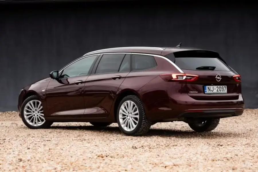 Sarkans Opel Insignia 2019 Jelgava, ar dzinēja tilpumu 2.00 L un nobraukumu 154 tūkst. km par 15400 €, foto 5 vietnē AUTOMOTO.COM.LV