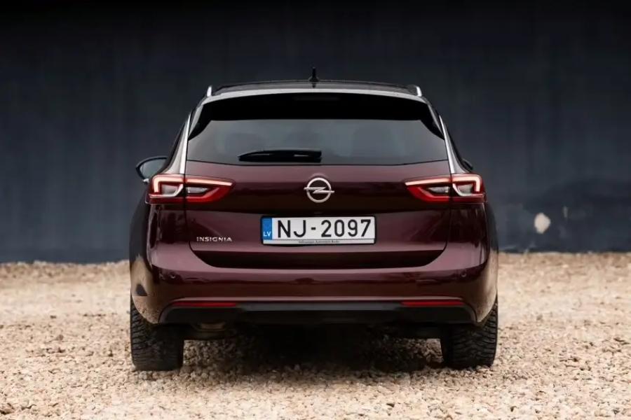 Sarkans Opel Insignia 2019 Jelgava, ar dzinēja tilpumu 2.00 L un nobraukumu 154 tūkst. km par 15400 €, foto 6 vietnē AUTOMOTO.COM.LV