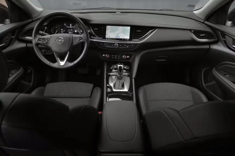 Sarkans Opel Insignia 2019 Jelgava, ar dzinēja tilpumu 2.00 L un nobraukumu 154 tūkst. km par 15400 €, foto 8 vietnē AUTOMOTO.COM.LV