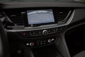 Sarkans Opel Insignia 2019 Jelgava, ar dzinēja tilpumu 2.00 L un nobraukumu 154 tūkst. km par 15400 €, foto 14 vietnē AUTOMOTO.COM.LV
