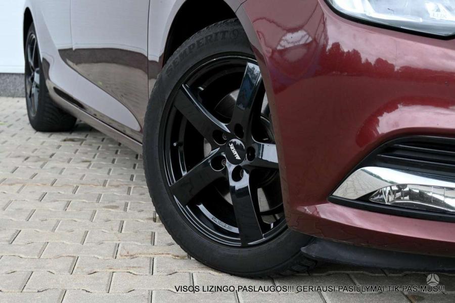 Red Opel Insignia 2019 in Kretinga, with an engine capacity of 1.60 L and mileage of 147 thousand km for 10999 €, photo 7 on AUTOMOTO.COM.LV