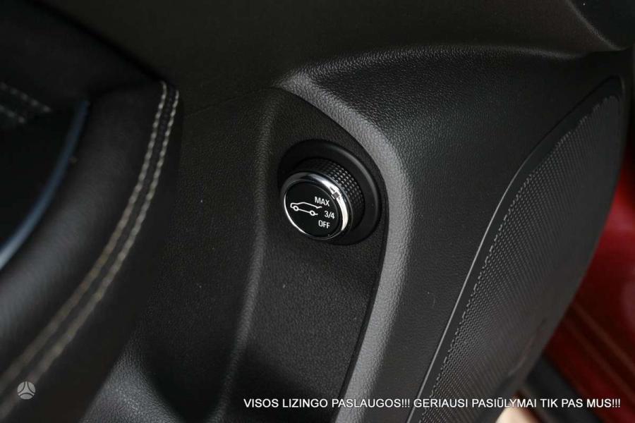 Red Opel Insignia 2019 in Kretinga, with an engine capacity of 1.60 L and mileage of 147 thousand km for 10999 €, photo 23 on AUTOMOTO.COM.LV
