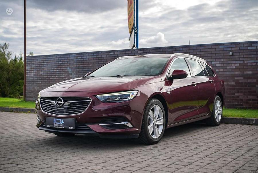 Red Opel Insignia 2019 in Marijampole, with an engine capacity of 1.96 L and mileage of 298 thousand km for 9550 €, photo 4 on AUTOMOTO.COM.LV