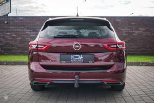 Red Opel Insignia 2019 in Marijampole, with an engine capacity of 1.96 L and mileage of 298 thousand km for 9550 €, photo 9 on AUTOMOTO.COM.LV