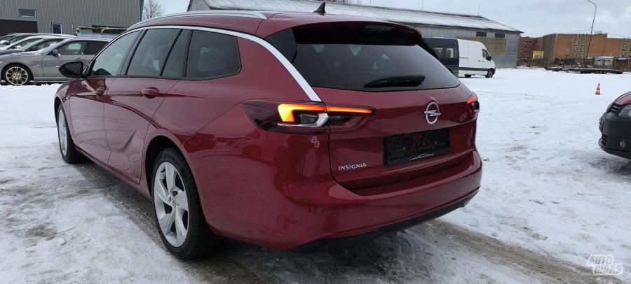 Red Opel Insignia 2021 in Siauliai, with an engine capacity of 1.50 L and mileage of 202 thousand km for 10550 €, photo 4 on AUTOMOTO.COM.LV