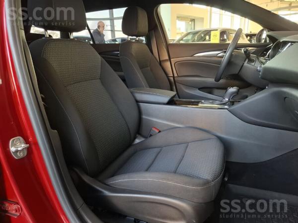 Sarkans Opel Insignia 2022 Rīga, ar dzinēja tilpumu 2.00 L un nobraukumu 48 tūkst. km par 18500 €, foto 9 vietnē AUTOMOTO.COM.LV