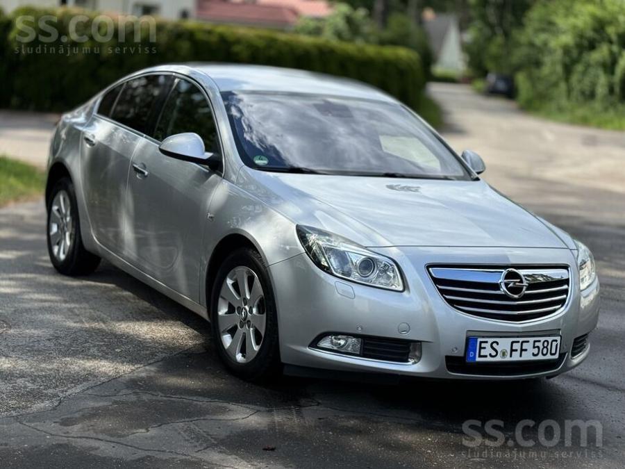 Opel Insignia 2008 in Jurmala, with an engine capacity of 2.00 L and mileage of 0 thousand km for 5590 €, photo 2 on AUTOMOTO.COM.LV