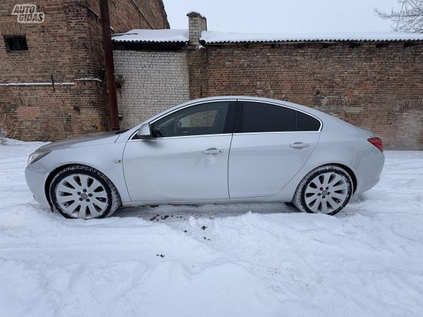 Opel Insignia 2009 in Vilnius, with an engine capacity of 2.00 L and mileage of 2280 thousand km for 2700 €, photo 9 on AUTOMOTO.COM.LV