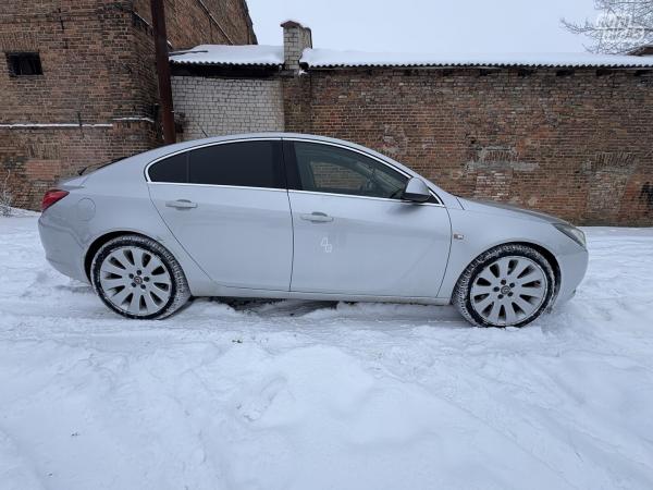 Opel Insignia 2009 in Vilnius, with an engine capacity of 2.00 L and mileage of 2280 thousand km for 2700 €, photo 10 on AUTOMOTO.COM.LV