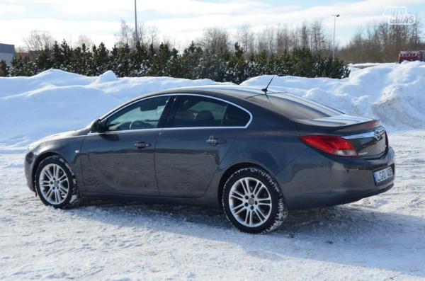 Opel Insignia 2009 in Siauliai, with an engine capacity of 2.00 L and mileage of 310 thousand km for 3200 €, photo 9 on AUTOMOTO.COM.LV
