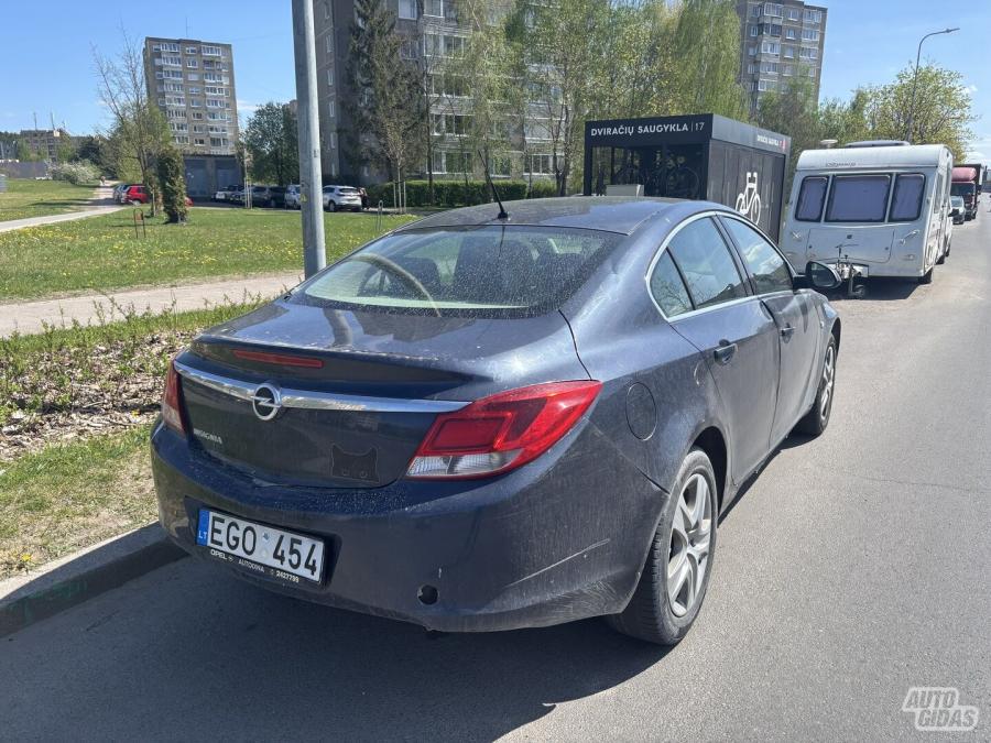 Opel Insignia 2009 in Vilnius, with an engine capacity of 1.80 L and mileage of 243 thousand km for 1250 €, photo 6 on AUTOMOTO.COM.LV