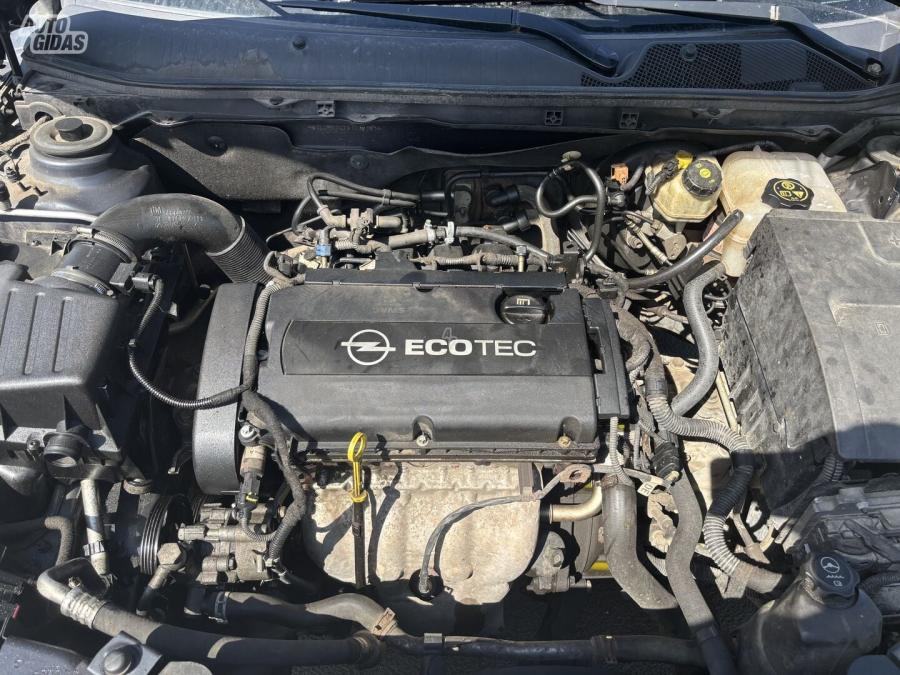 Opel Insignia 2009 in Vilnius, with an engine capacity of 1.80 L and mileage of 243 thousand km for 1250 €, photo 11 on AUTOMOTO.COM.LV