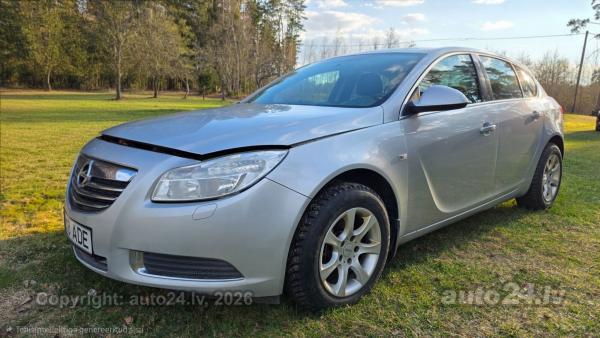 Opel Insignia 2009 in Tallinn, with an engine capacity of 2.00 L and mileage of 351 thousand km for 1200 €, photo 3 on AUTOMOTO.COM.LV