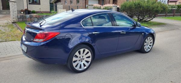 Opel Insignia 2009 in Klaipeda, with an engine capacity of 2.00 L and mileage of 223 thousand km for 2650 €, photo 4 on AUTOMOTO.COM.LV