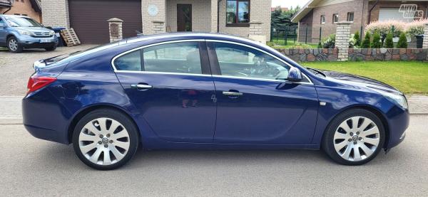 Opel Insignia 2009 in Klaipeda, with an engine capacity of 2.00 L and mileage of 223 thousand km for 2650 €, photo 5 on AUTOMOTO.COM.LV