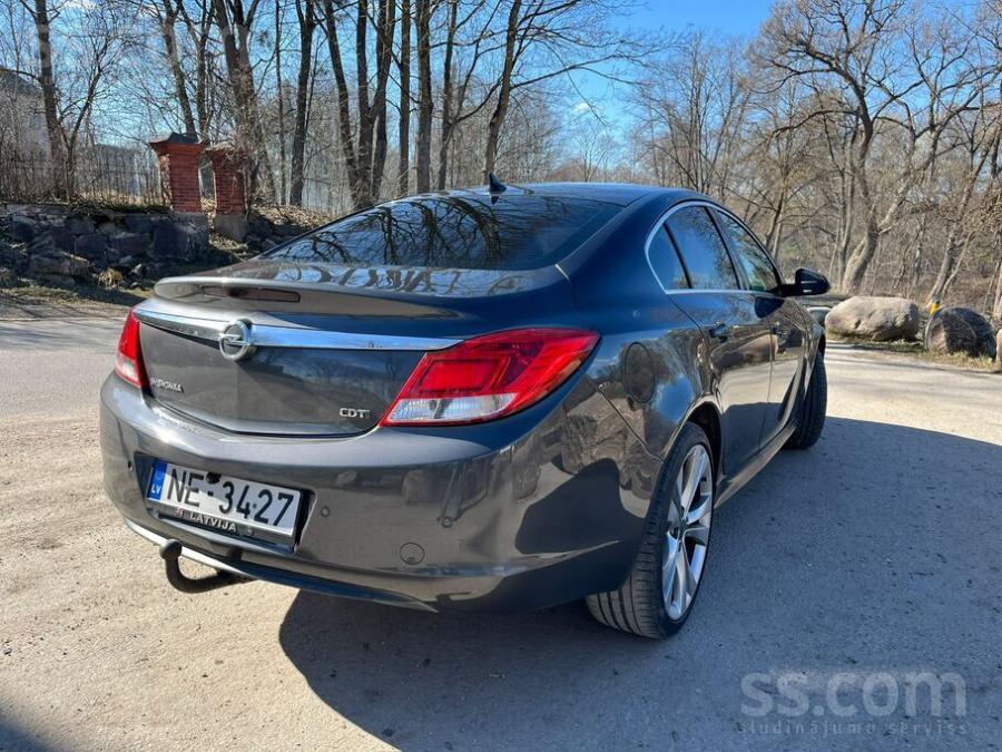 Opel Insignia 2009 Rēzekne, ar dzinēja tilpumu 2.00 L un nobraukumu 455 tūkst. km par 3200 €, foto 5 vietnē AUTOMOTO.COM.LV