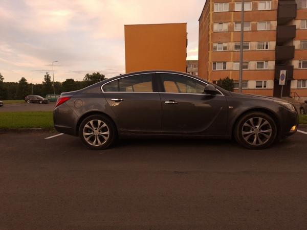 Opel Insignia 2009 in Kohtla-Jarve, with an engine capacity of 0.00 L and mileage of 0 thousand km for 2800 €, photo 9 on AUTOMOTO.COM.LV