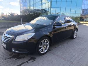 Opel Insignia 2010 in Vilnius, with an engine capacity of 2.00 L and mileage of 300 thousand km for 1450 €, photo  on AUTOMOTO.COM.LV