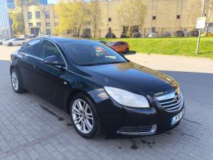 Opel Insignia 2010 Viļņa, ar dzinēja tilpumu 2.00 L un nobraukumu 300 tūkst. km par 1400 €, foto  vietnē AUTOMOTO.COM.LV