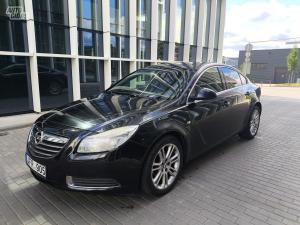 Opel Insignia 2010 in Vilnius, with an engine capacity of 2.00 L and mileage of 300 thousand km for 1150 €, photo 3 on AUTOMOTO.COM.LV