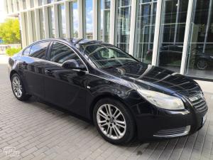 Opel Insignia 2010 in Vilnius, with an engine capacity of 2.00 L and mileage of 300 thousand km for 1100 €, photo 5 on AUTOMOTO.COM.LV