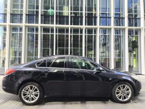 Opel Insignia 2010 in Vilnius, with an engine capacity of 2.00 L and mileage of 300 thousand km for 1100 €, photo 6 on AUTOMOTO.COM.LV