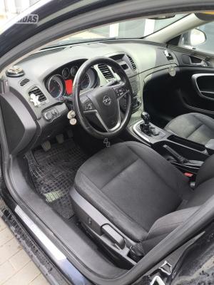 Opel Insignia 2010 in Vilnius, with an engine capacity of 2.00 L and mileage of 300 thousand km for 1100 €, photo 12 on AUTOMOTO.COM.LV