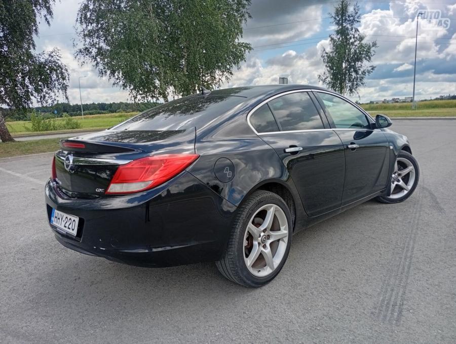 Opel Insignia 2010 in Vilnius, with an engine capacity of 2.00 L and mileage of 319 thousand km for 2900 €, photo 6 on AUTOMOTO.COM.LV