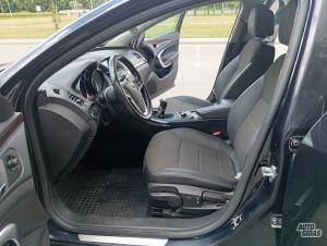 Opel Insignia 2010 in Vilnius, with an engine capacity of 2.00 L and mileage of 319 thousand km for 2900 €, photo 16 on AUTOMOTO.COM.LV