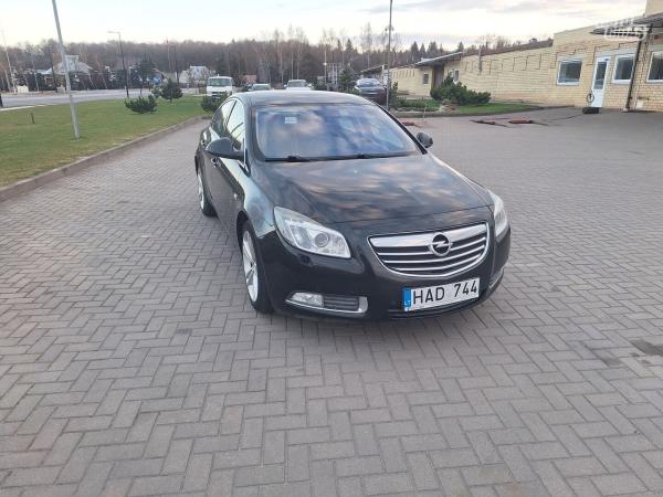 Opel Insignia 2011 Alīta, ar dzinēja tilpumu 2.00 L un nobraukumu 270 tūkst. km par 2500 €, foto 1 vietnē AUTOMOTO.COM.LV