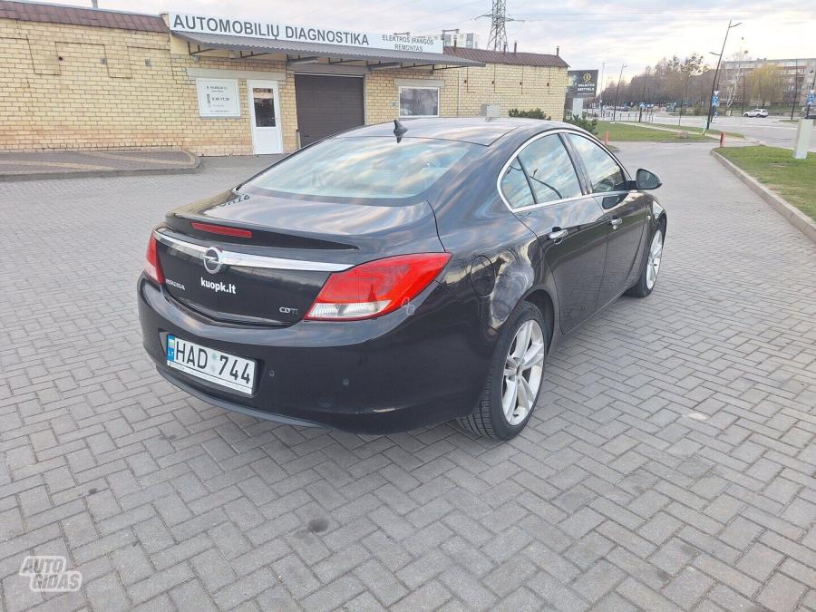Opel Insignia 2011 in Alytus, with an engine capacity of 2.00 L and mileage of 270 thousand km for 2500 €, photo 4 on AUTOMOTO.COM.LV
