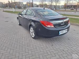 Opel Insignia 2011 in Alytus, with an engine capacity of 2.00 L and mileage of 270 thousand km for 2500 €, photo 5 on AUTOMOTO.COM.LV