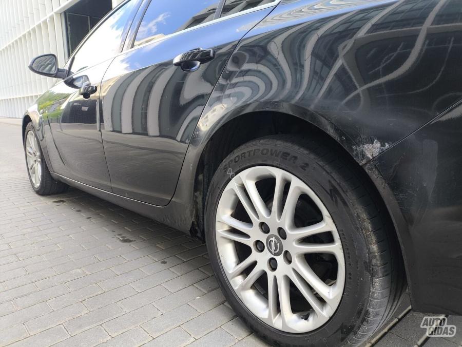 Opel Insignia 2011 in Vilnius, with an engine capacity of 2.00 L and mileage of 300 thousand km for 1050 €, photo 10 on AUTOMOTO.COM.LV
