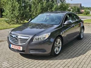 Opel Insignia 2011 Ariogala, ar dzinēja tilpumu 2.00 L un nobraukumu 220 tūkst. km par 4000 €, foto  vietnē AUTOMOTO.COM.LV