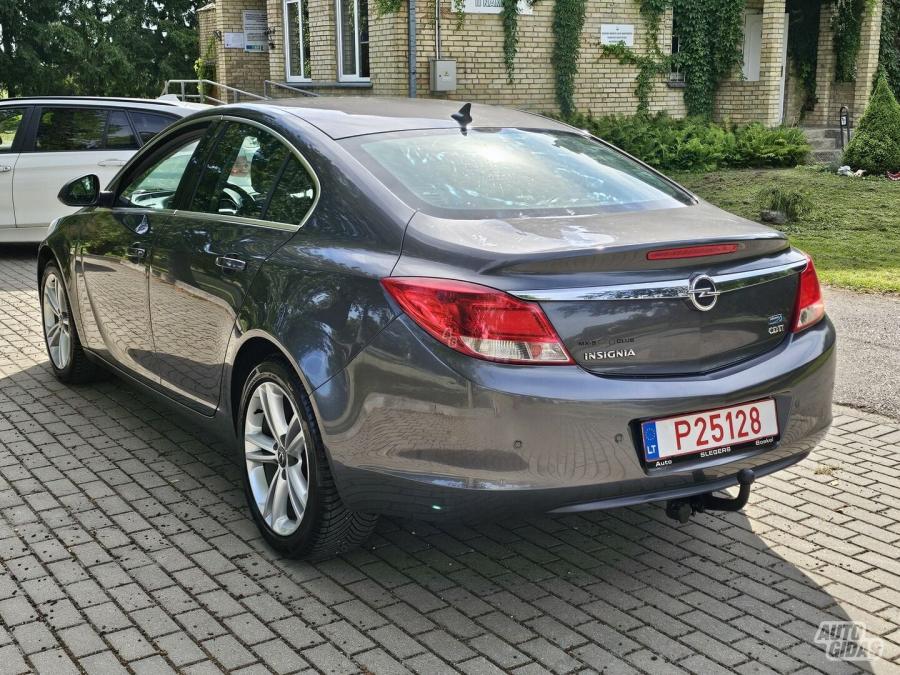 Opel Insignia 2011 Ariogala, ar dzinēja tilpumu 2.00 L un nobraukumu 220 tūkst. km par 4000 €, foto 3 vietnē AUTOMOTO.COM.LV